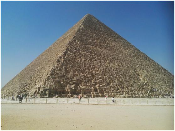 人类文明史上的奇迹！金字塔和它背后的诅咒，究竟有何奥秘？