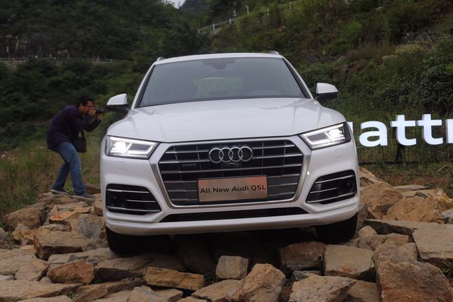 全新奥迪Q5L上市 售价39.28-51.70万元-新浪汽车