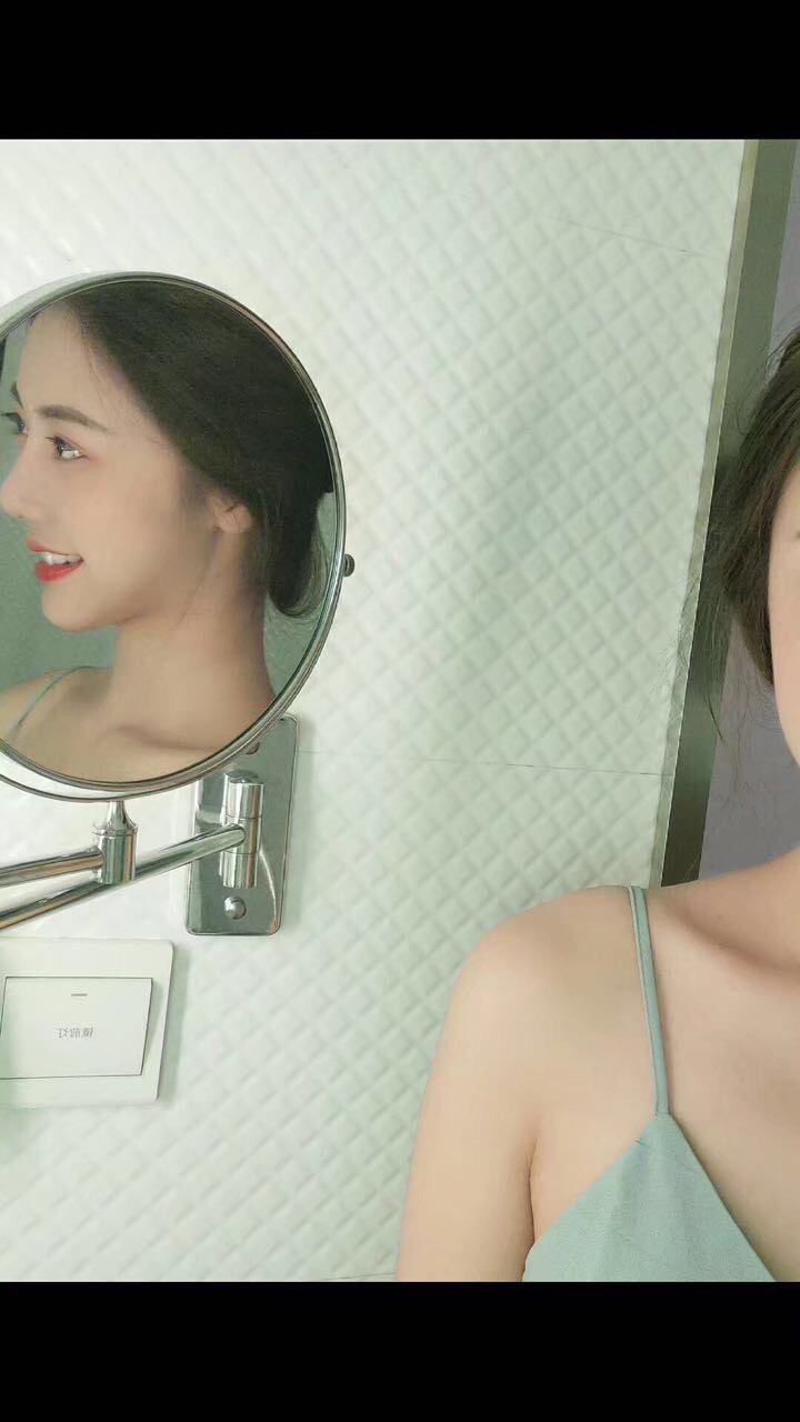 韩文栋1999 身高176 三围89 61 90