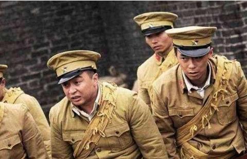 抗战中的伪军究竟是谁的军队？细数抗日时期伪军阵营与编制|伪军|军区|混成旅_新浪新闻