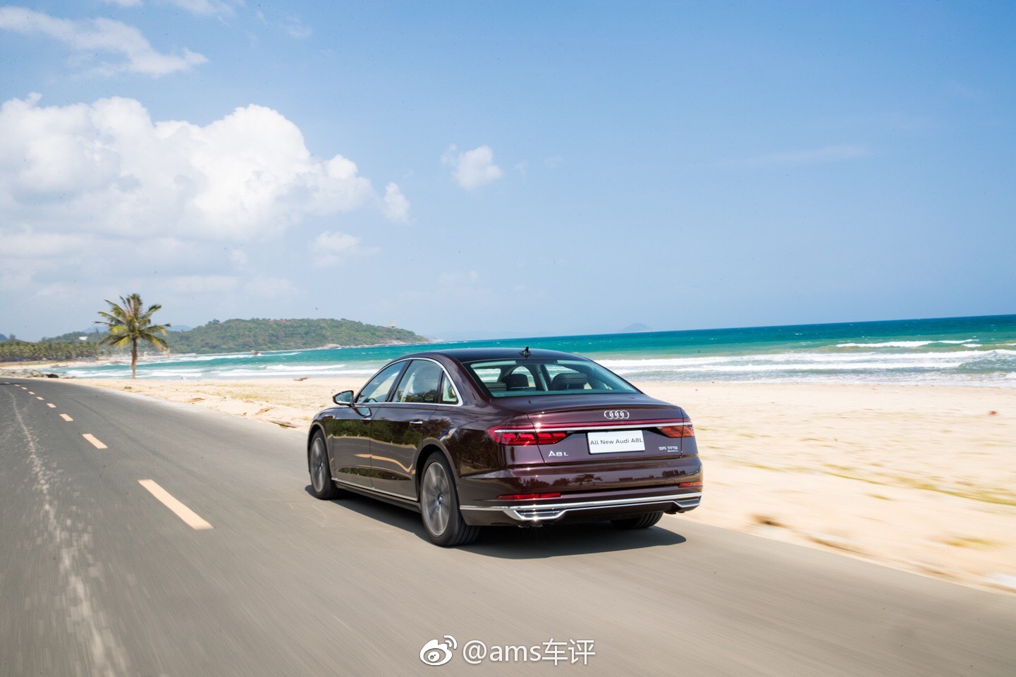 全新第四代（D5）奥迪A8L上市发布会今晚（4月8日）正在三亚举行中