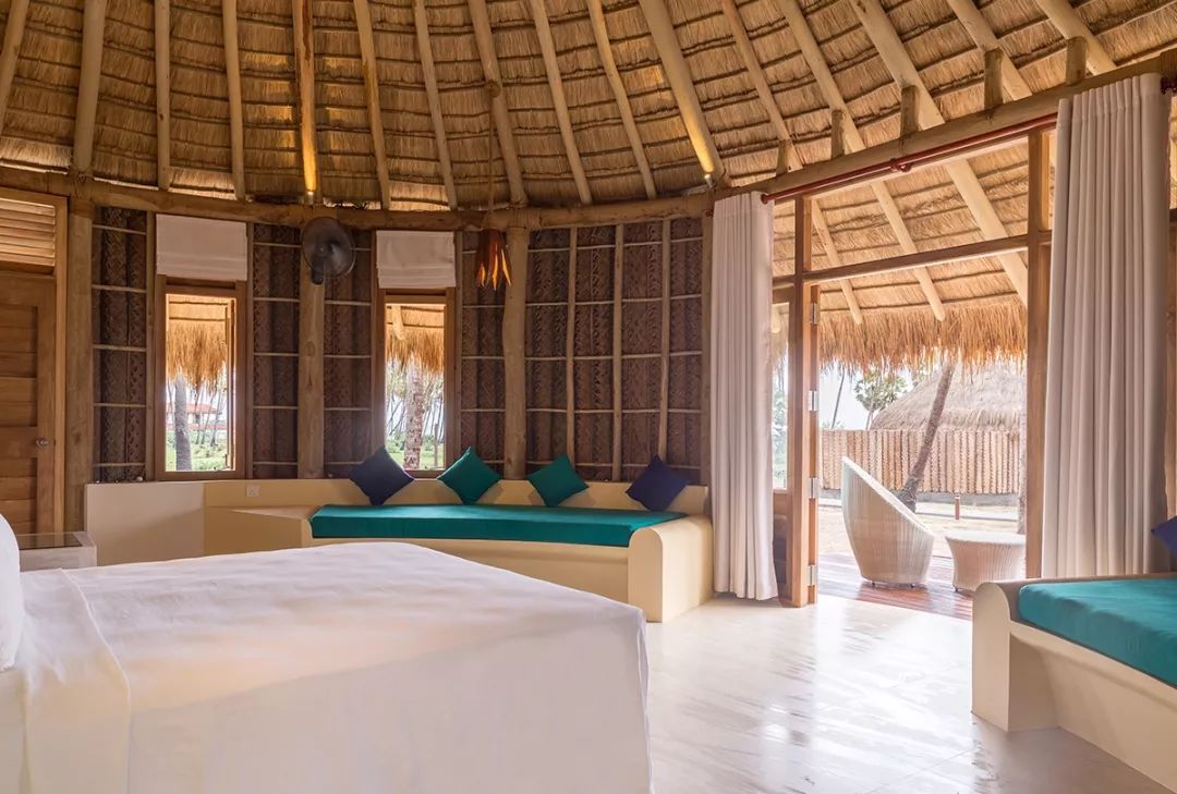 Jetwing Surf：白沙滩的草屋下，星辰为伴，一起听海浪的声音！