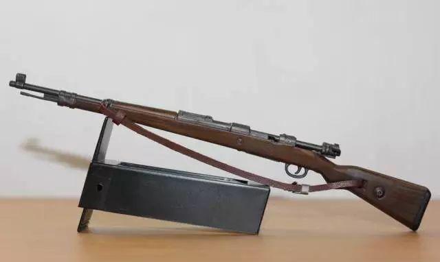 游戏中非常火爆的98k，真的有那么强大吗？威力并不是想象中的