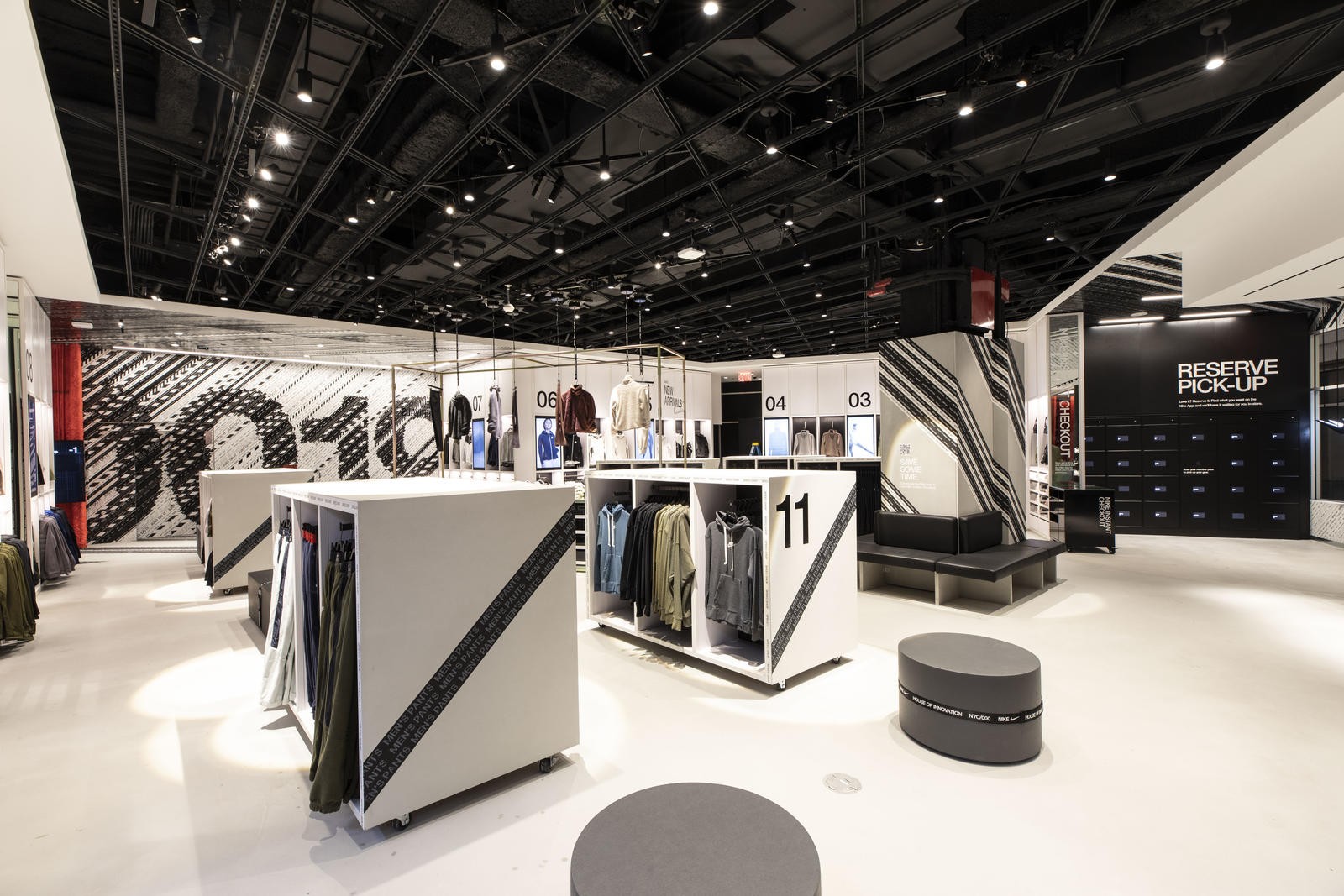 上海有耐克001，纽约打卡新地标，耐克000 正式开幕！|耐克|旗舰店|纽约_新浪新闻