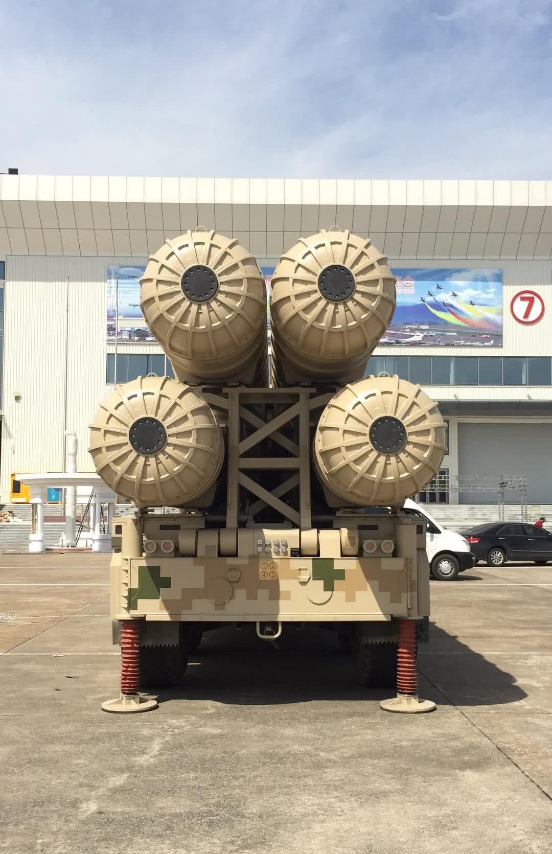 乍一看你以为山寨了S-400防空系统，其实这是远程制导大杀器！