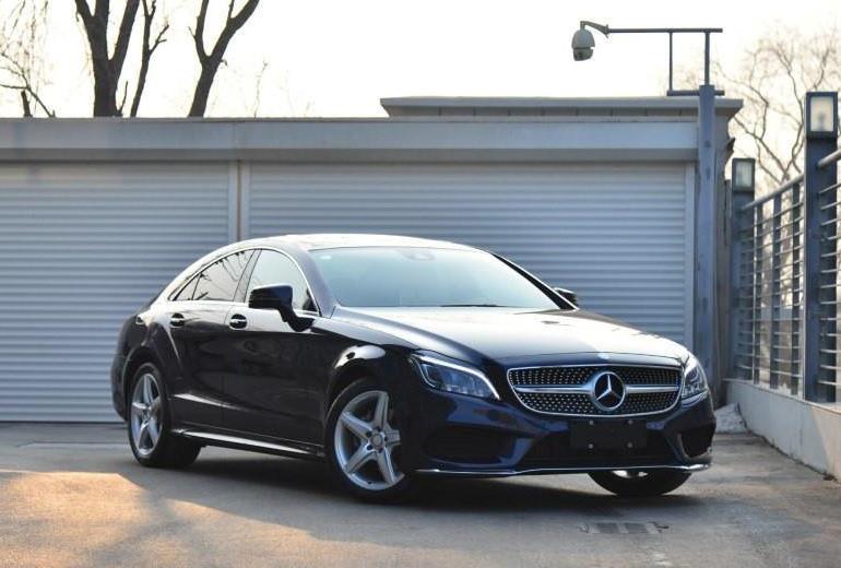 2017款奔驰CLS260逸彩版评测: 梅赛德斯奔驰最亮眼的车型-新浪汽车