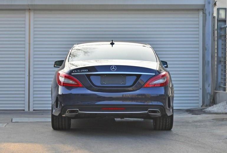 2017款奔驰CLS260逸彩版评测: 梅赛德斯奔驰最亮眼的车型-新浪汽车