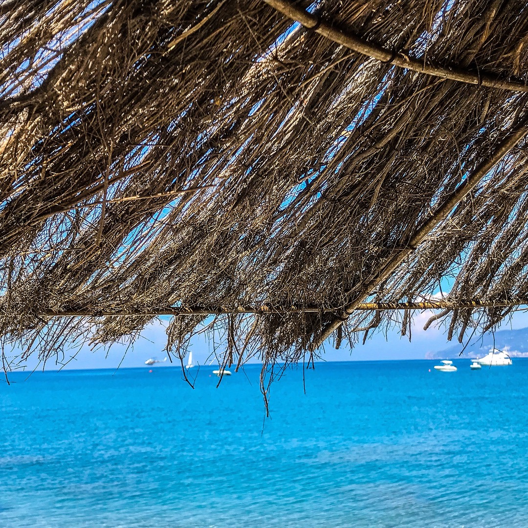 意大利卡波多尔兰多，西西里岛上最美的海岸风光。一杯酒|卡波|兰多|西西里_新浪新闻