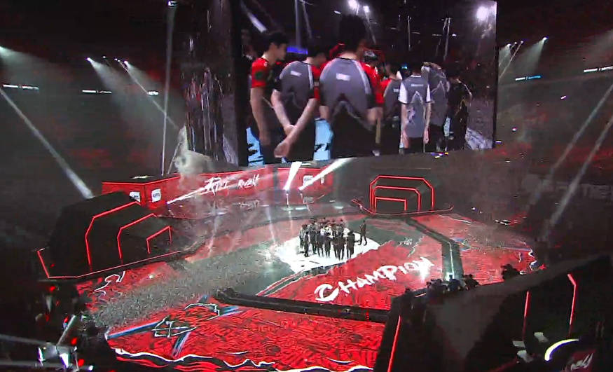 英雄联盟:最终RNG还是赢了AFS，获得了LPL亚洲对抗赛的冠军