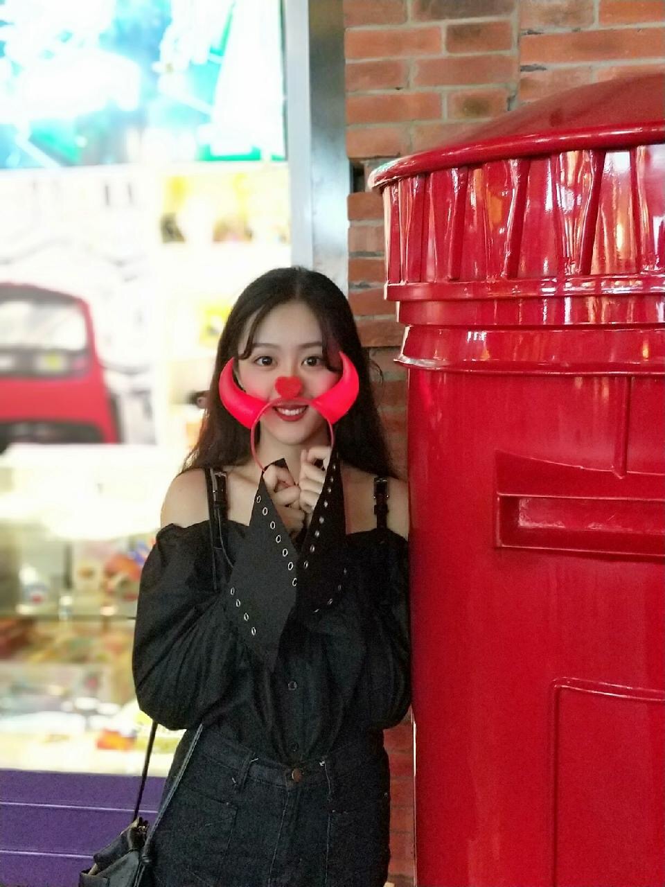 赵子怡平顶山市一高少女组合ANGIRLS成员年龄17身高167体重49kg|赵子怡|平顶山市|体重_新浪新闻