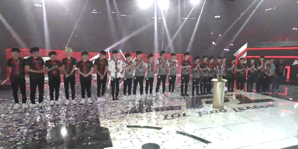 英雄联盟:最终RNG还是赢了AFS，获得了LPL亚洲对抗赛的冠军