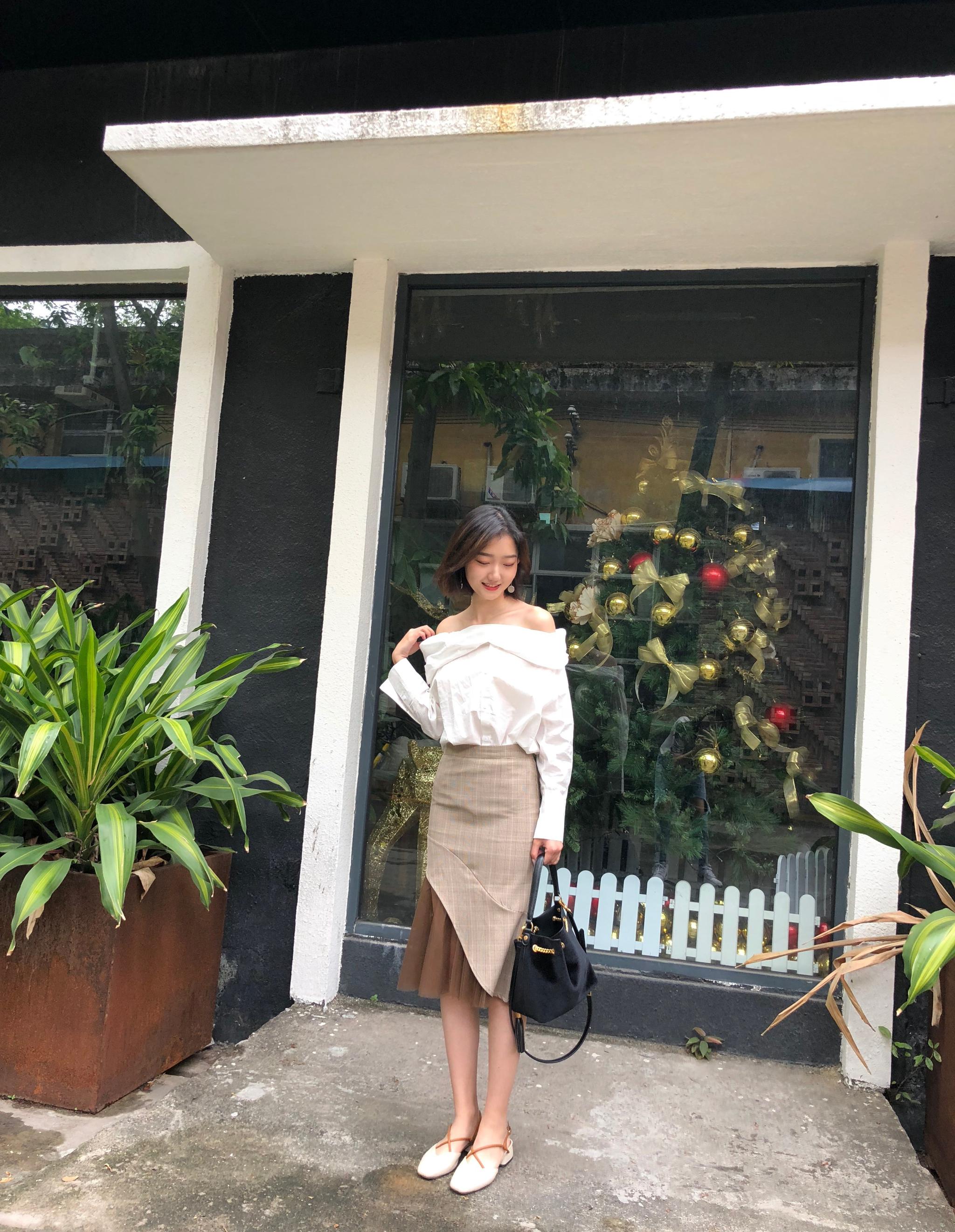 华南农业大学 郭玮含 99年 身高170cm 体重44kg