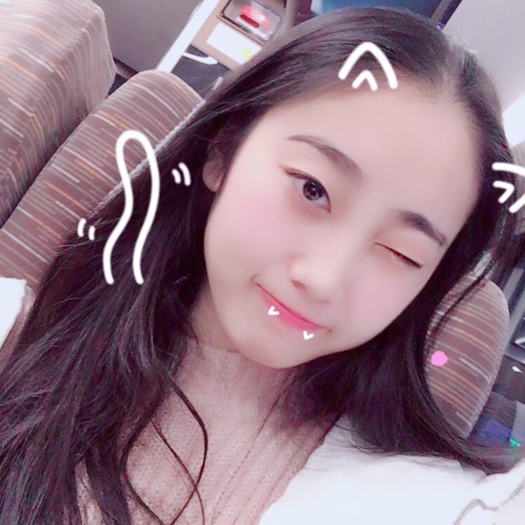 张施雨 上海戏剧学院附属舞蹈学校 17岁 178cm 喜欢跳舞 18服表艺考生|艺考生|上海戏剧学院|舞蹈_新浪新闻