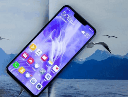 同时华为机型，为何Nova3定位要高于荣耀10？__财经头条