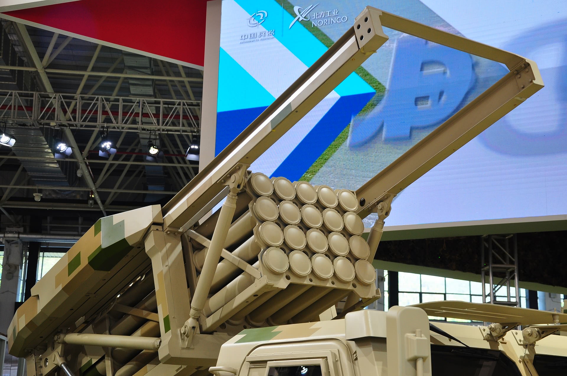 这一款国产新式模块化火箭炮 可有效治疗“火力不足恐惧症”