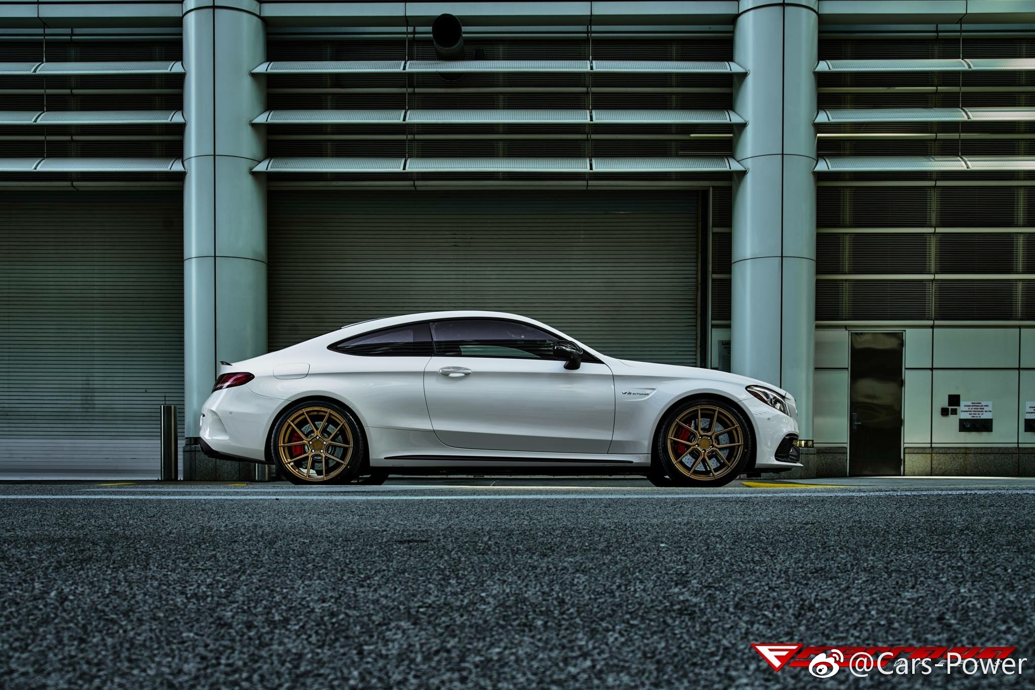 奔驰C63s AMG Coupe-新浪汽车