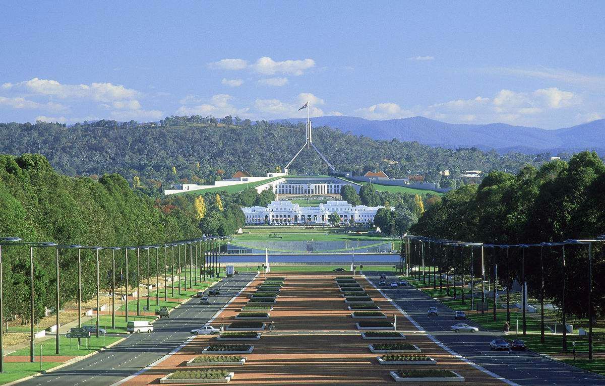 澳大利亚这座城市绿化让人羡慕，网友：中国的城市要能这样就好了|堪培拉|澳大利亚|首都_新浪新闻