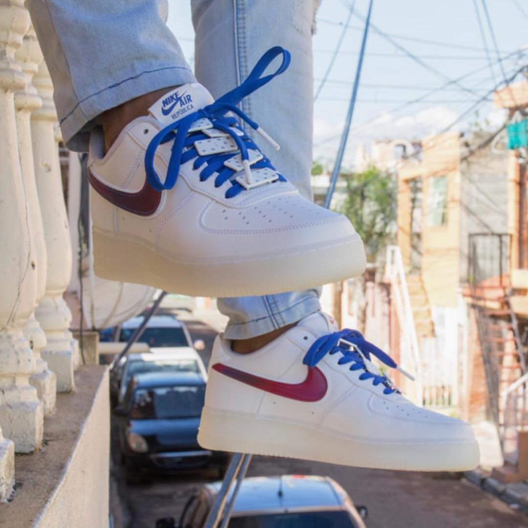多米尼加别注款 AF1，光是这鞋底就够漂亮的了！