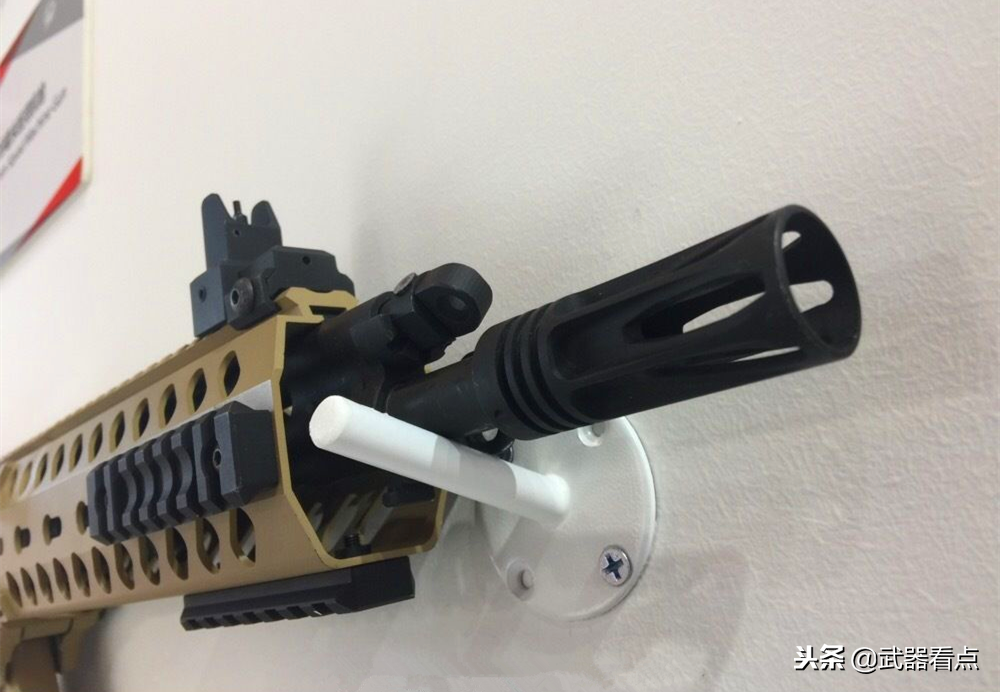 军事丨国产CS/LR17模块化直托步枪，注定了是一款外贸武器！|模块化|外贸|步枪_新浪新闻