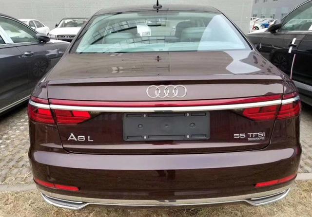 网友4S店提奥迪A6L，却意外发现全新奥迪A8L，自动驾驶技术亮了-新浪汽车