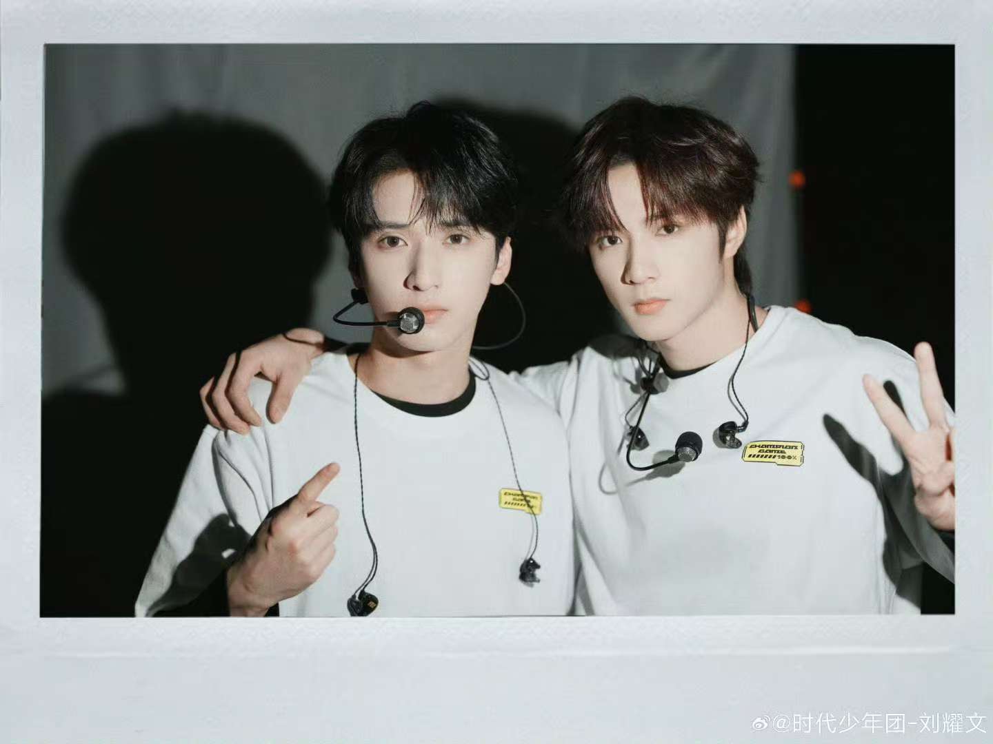 刘耀文祝严浩翔21岁生日快乐，演唱会同日举行