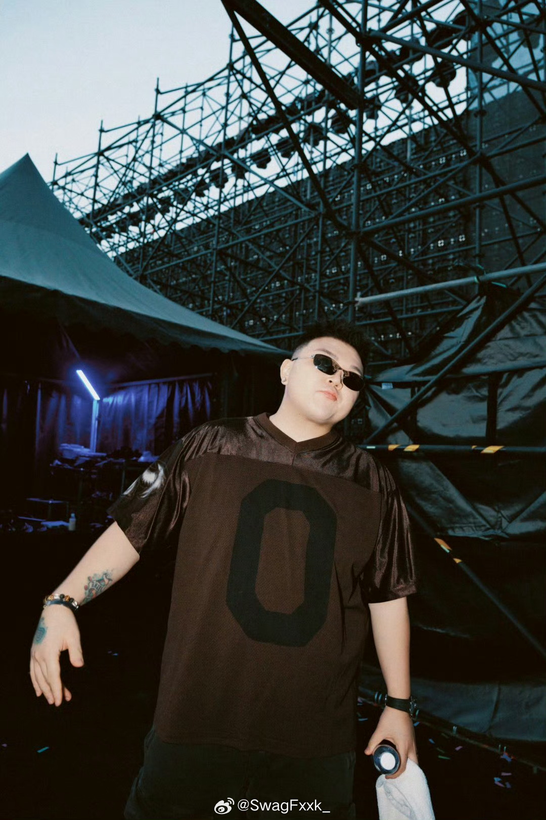 艾福杰尼VaVa喊话diss何广智卡司