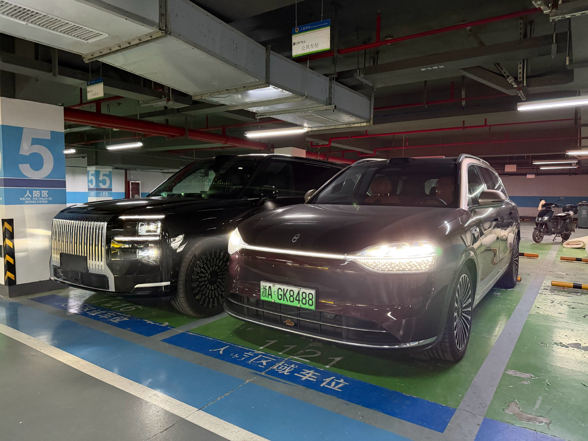 问界M9与极氪9X双车横评，车主实测考验端水水平-新浪汽车