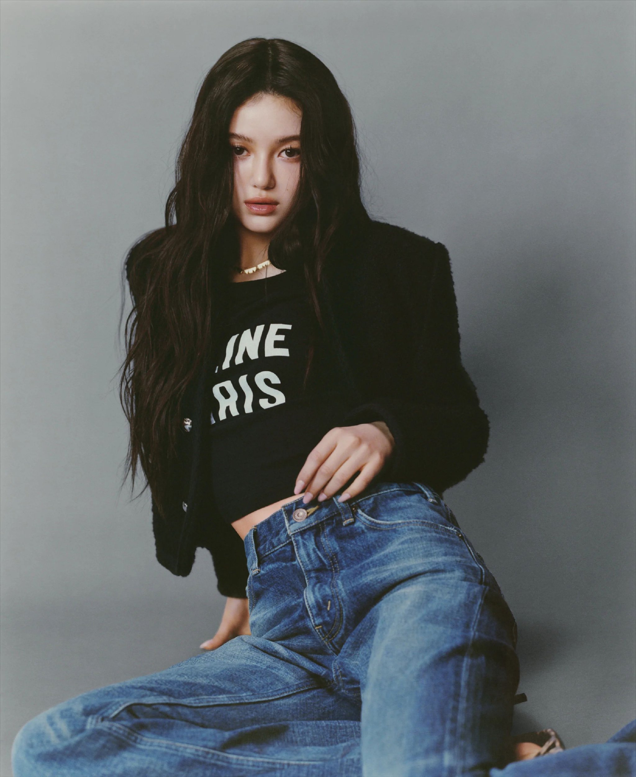 Danielle退出NEWJEANS，ADOR宣布解约并起诉其家人|NewJeans|ELLE|Hani|Min|纠纷_新浪新闻