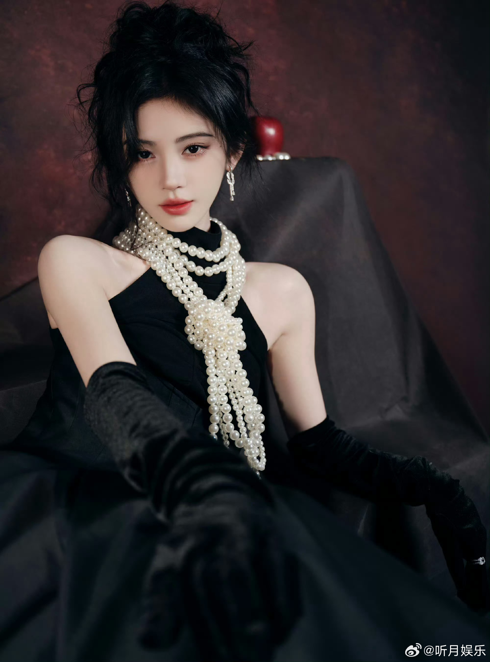 鞠婧祎亮相星光大赏，珍珠名伶造型惊艳|鞠婧祎|星光大赏_新浪新闻