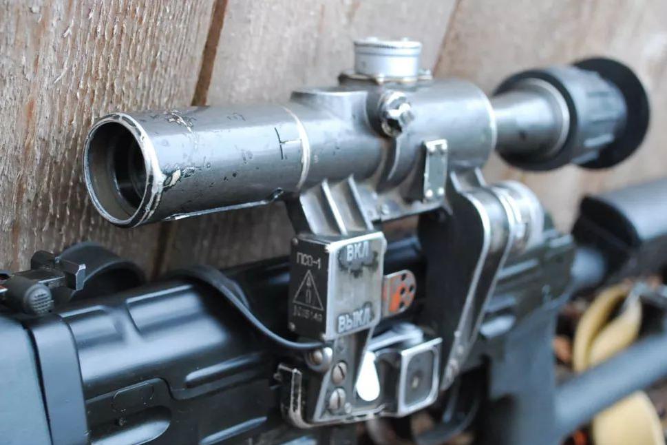 SVD：凭什么我一个半自动枪，能打得比莫辛-纳甘还准？|莫辛|狙击步枪|瞄准镜|枪机|表尺_新浪新闻