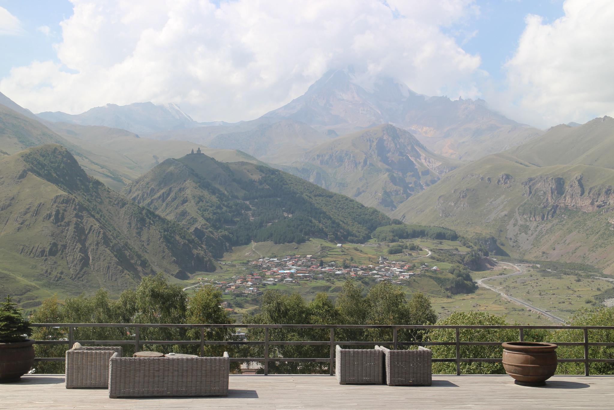 游览 西亚 格鲁吉亚 斯提潘茨明达 卡兹别克山 格鲁吉亚第三高山|格鲁吉亚|卡兹|别克_新浪新闻