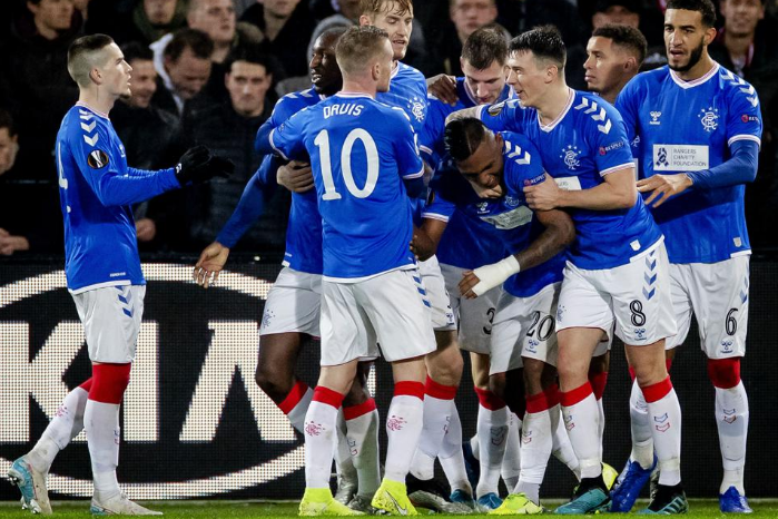 3-2，重返欧冠！他们终结12年的等待，5万人狂欢，47岁名帅创历史|格拉斯哥|欧冠|范布隆克霍斯特_新浪新闻