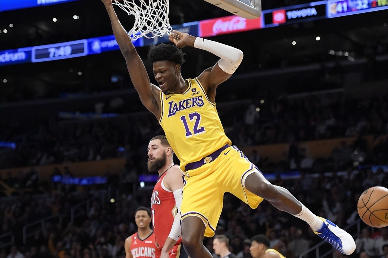 NBA伤病潮袭来：班巴至少伤停4周湖人遭打击 多人预计常规赛报销|唐斯|班巴|湖人_新浪新闻