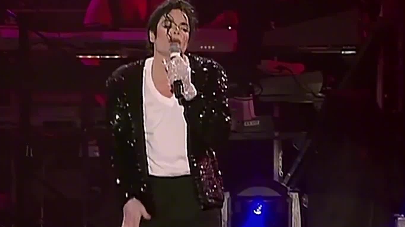 顶级歌手清唱多“恐怖”？迈克尔杰克逊一开口，就像吞了一支乐队|清唱_新浪新闻