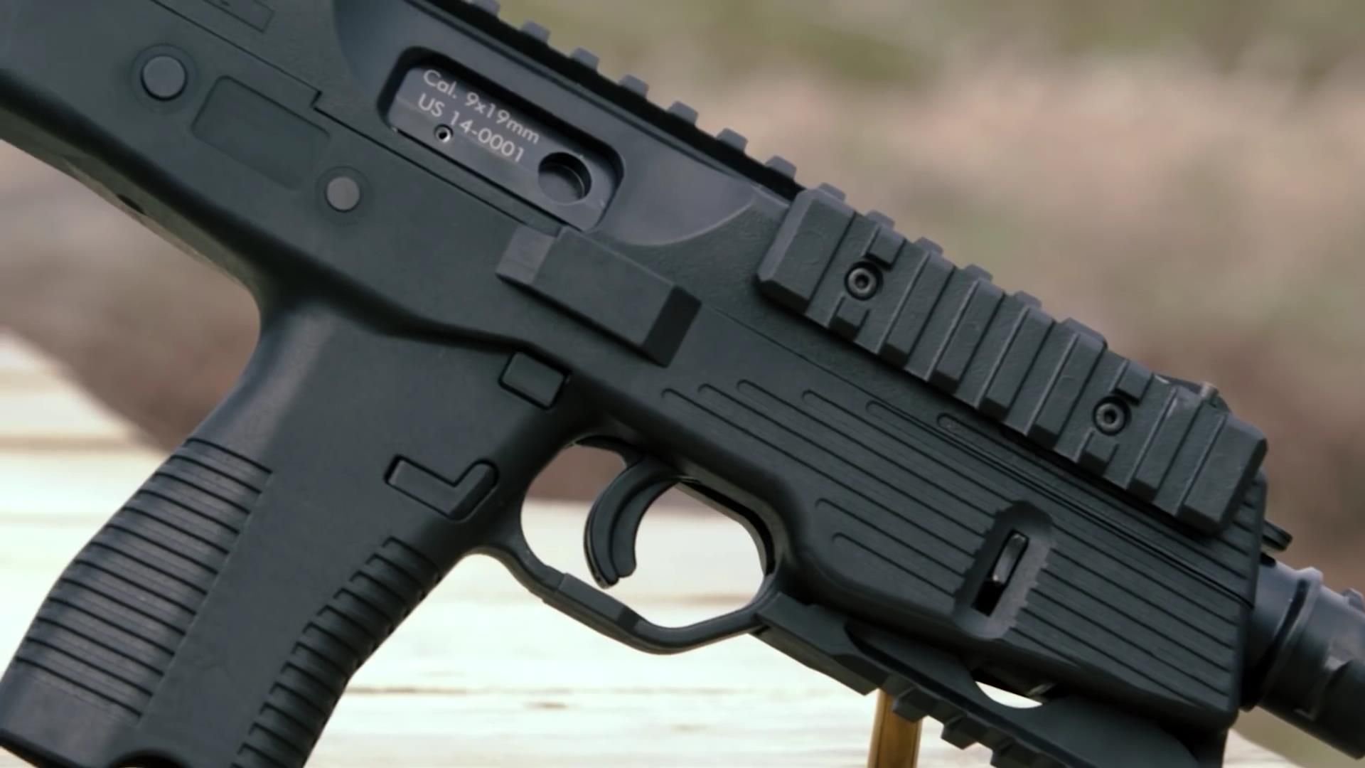 它是瑞士枪械制造商的杰作 以其卓越的性能和创新的设计而闻名_新浪新闻