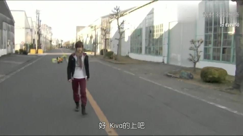 假面骑士：红渡初次变身为假面骑士Kiva战斗，击败马Fangire_新浪新闻