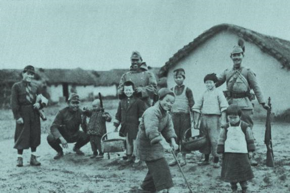 淞沪会战老照片，看80多年前日本人如何在上海为所欲为|会战|日寇|日本人_新浪新闻