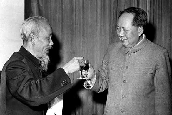 毛主席与胡志明的深厚友谊，是经过历史考验的|胡志明|毛主席|越南_新浪新闻