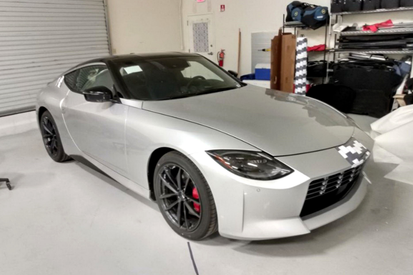 最大输出400匹！日产400Z实车曝光，设计够个性-新浪汽车