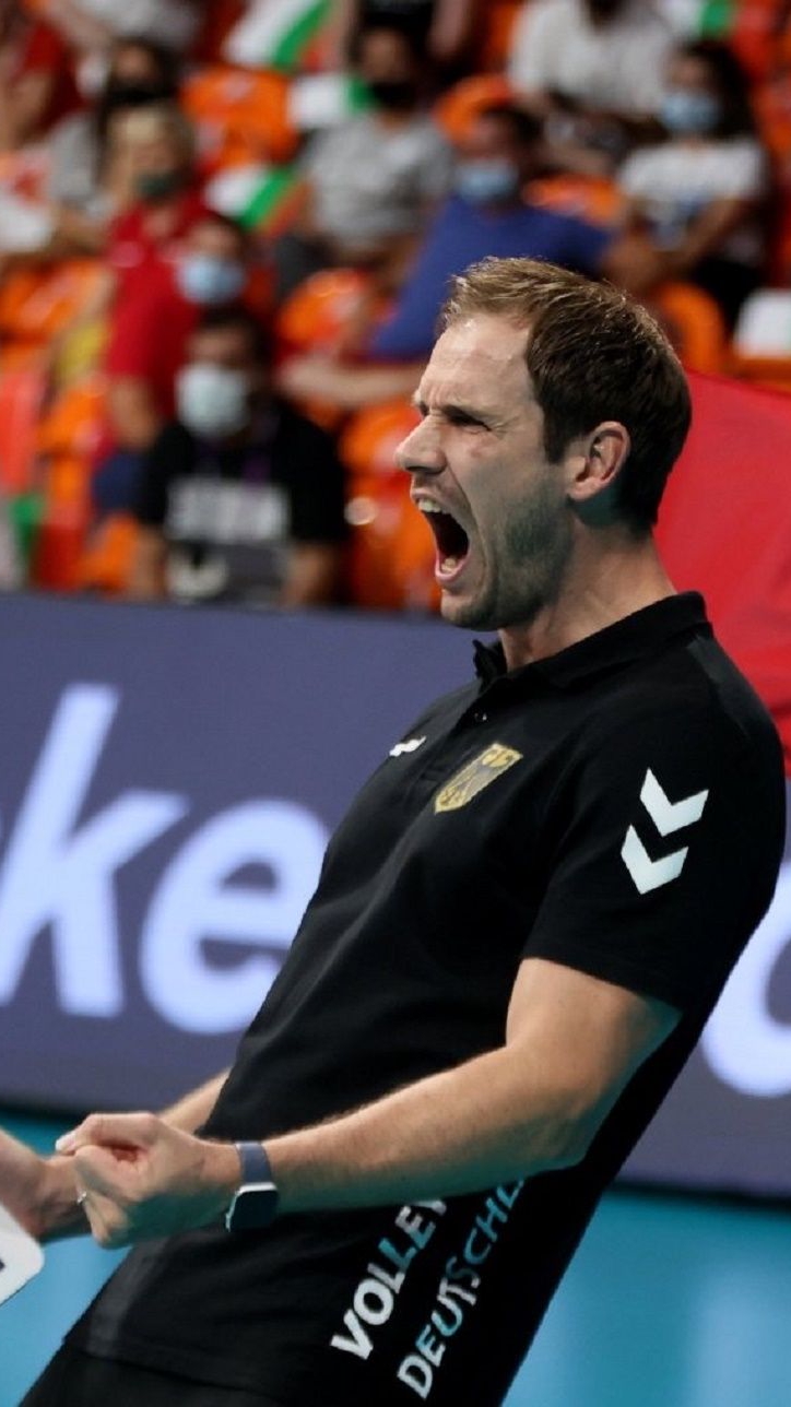 荷兰女排官宣新帅：科斯洛夫斯基Felix Koslowski_新浪新闻