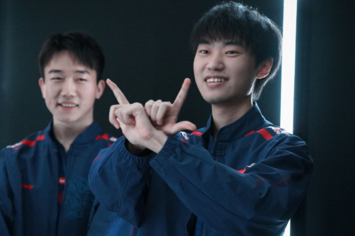 不是印象派！小虎对位优势占尽，原来左手职业生涯 BO5 真没赢过|京东|左手|胜率|选手|战绩_新浪新闻