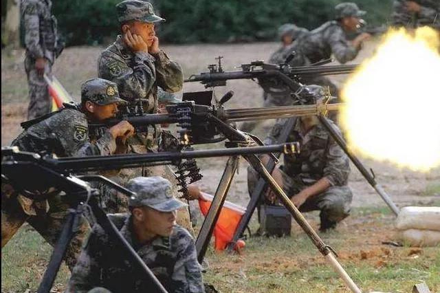 高射机枪打平射作为阵地火力压制完全可行|大口径机枪|高射机枪|勃朗宁_新浪新闻