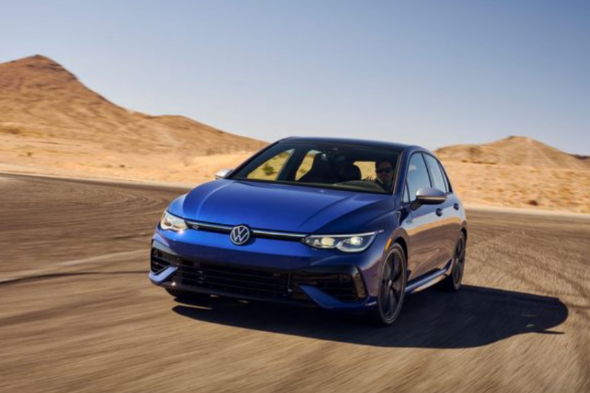 又一款无缘国内的6速手动钢炮，揭秘北美版高尔夫R-新浪汽车