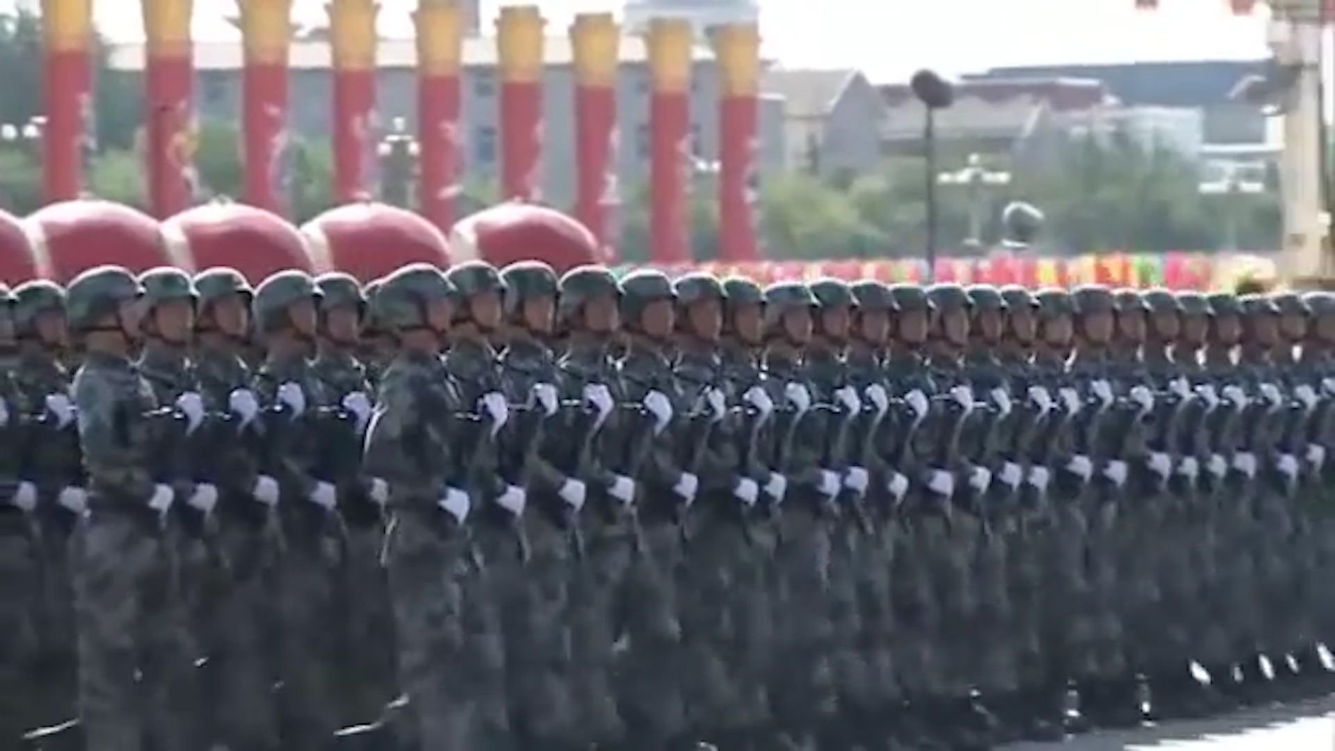 整齐划一，威武壮观！中国阅兵精彩片段剪辑！_新浪新闻