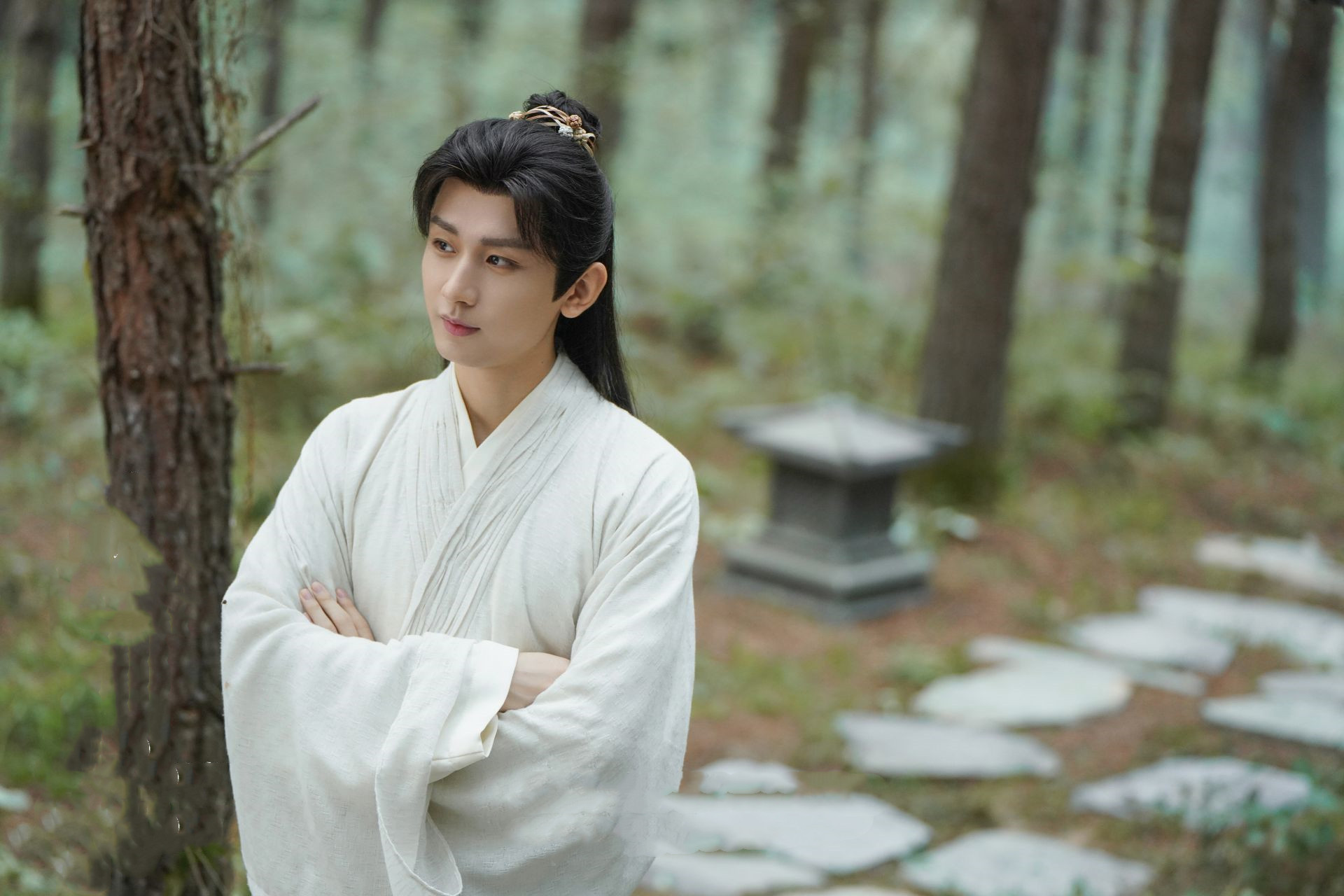 《莲花楼》：李莲花解锁双重身份，武侠风结合悬疑感，反转不断|成毅|古装剧|李相夷|江湖|大战_新浪新闻