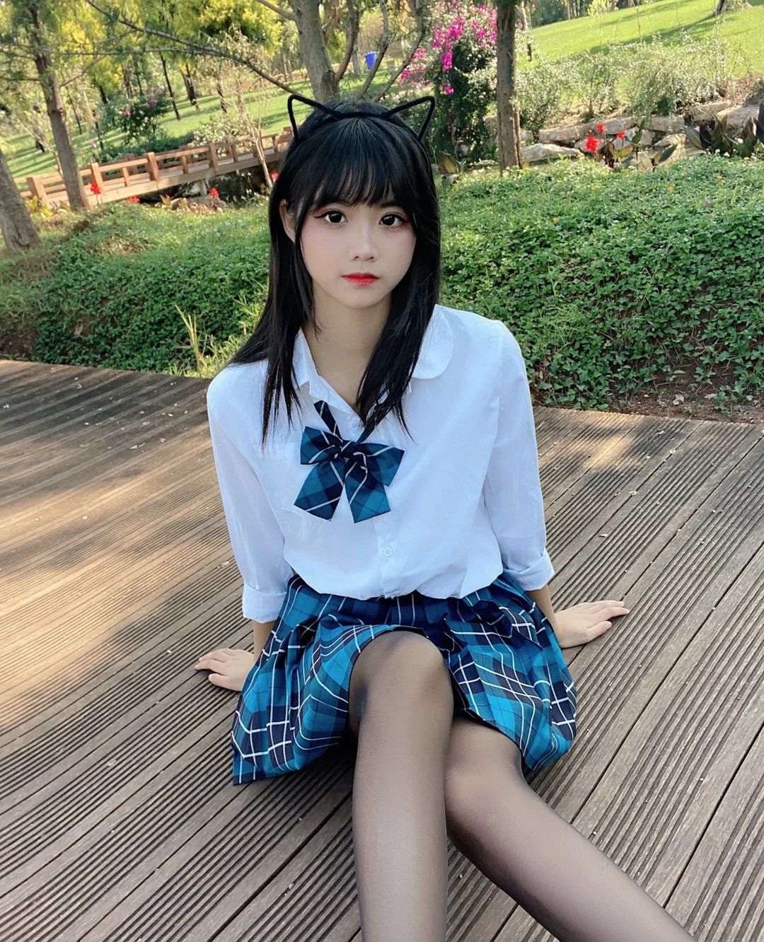 时尚穿搭：时尚的JK小姐姐穿搭