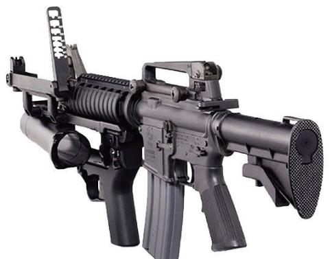 M4卡宾枪如何安装M320榴弹发射器？|榴弹|发射器|M4卡宾枪_新浪新闻