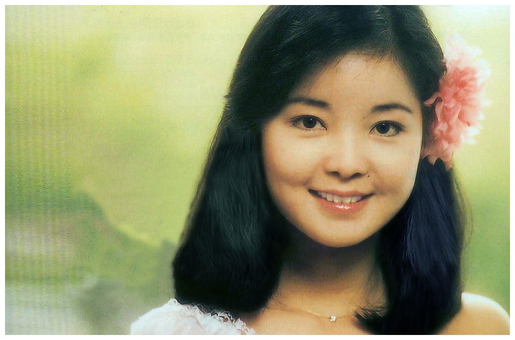 一路平坦的事业，一路坎坷的感情，天后邓丽君的繁华与落寞