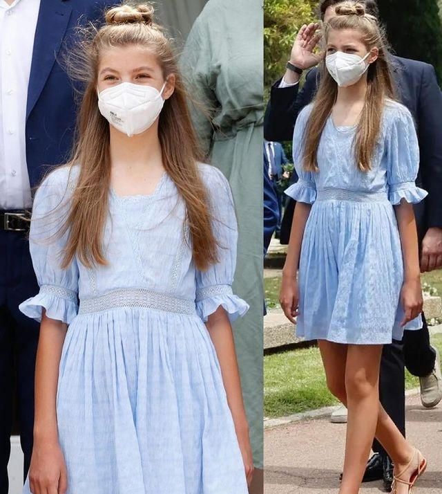 西班牙王室集体亮相：二公主索菲亚发型显高,两姐妹蓝裙风格不同