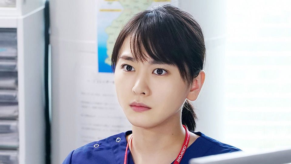 新垣结衣《Code Blue》剧照，拥有一双能融化一切的清澈透明眼睛